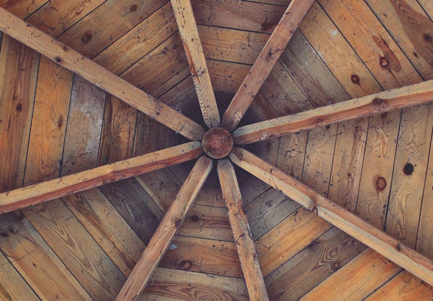 Volige de toiture : à quoi sert-elle et est-elle obligatoire